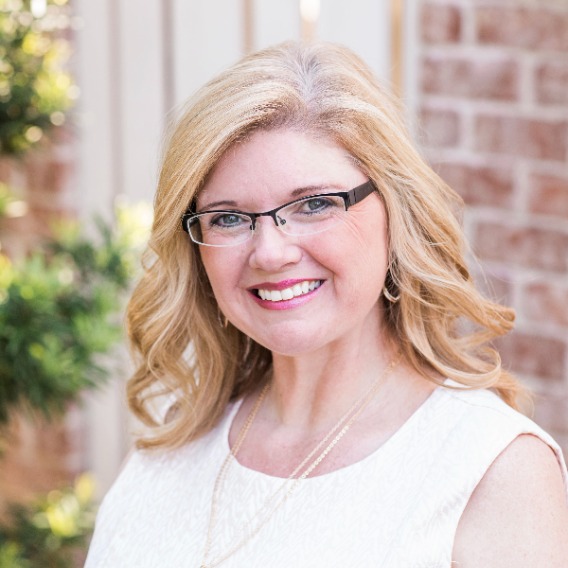 Christina Mcintosh - Real Estate Agent | SOLD.com