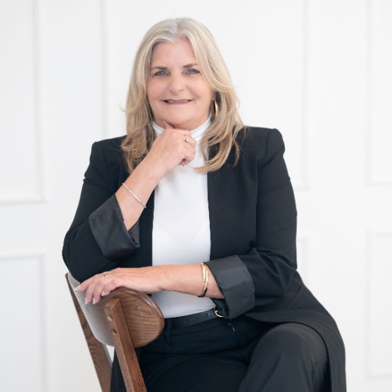 Daphne Jeffcoat - Real Estate Agent | SOLD.com