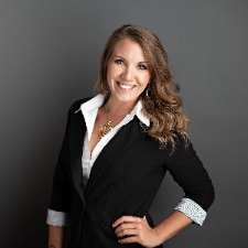 Stefanie Huggard - Real Estate Agent | SOLD.com