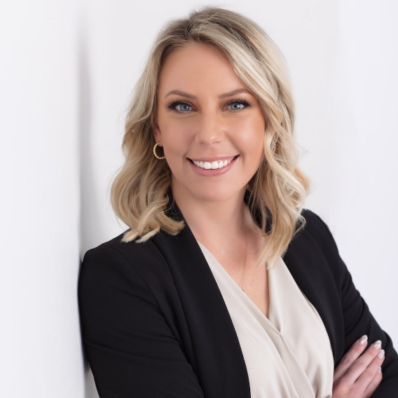 Victoria Spears - Real Estate Agent | SOLD.com